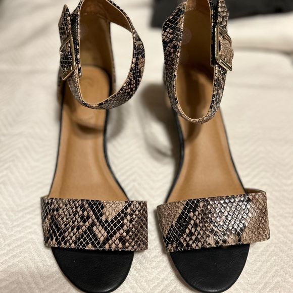 Shoes | Very Cute Wedges | Poshmark